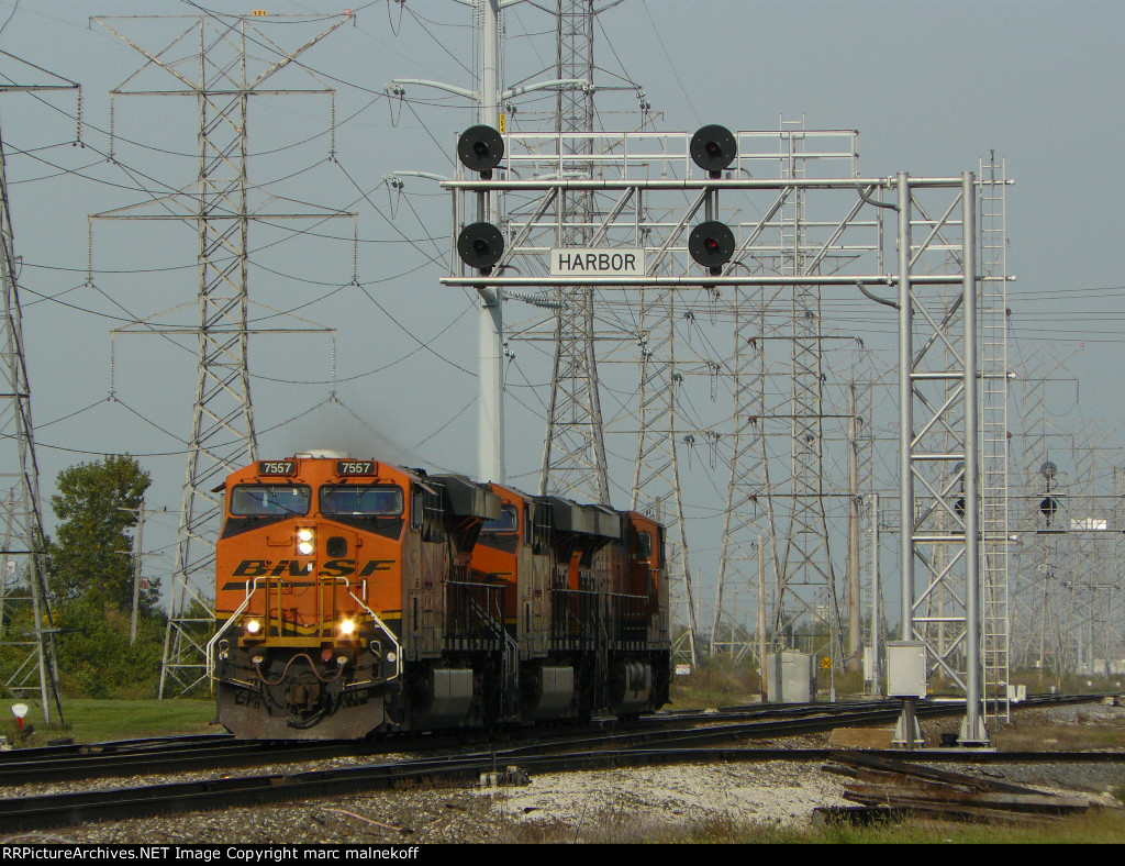 BNSF 7557